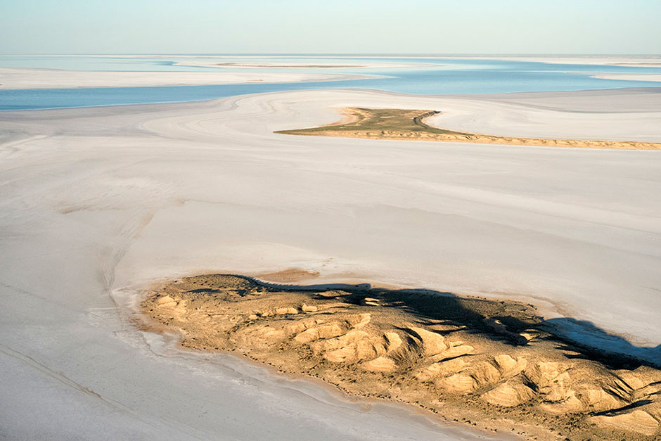 Lake Eyre & Lake Frome - Peter MacDonald Photo